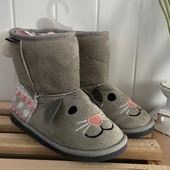 Muk Luks | Shoes | Muk Luks Zoo Babies Faux Fur Lined Boots Multiple ...